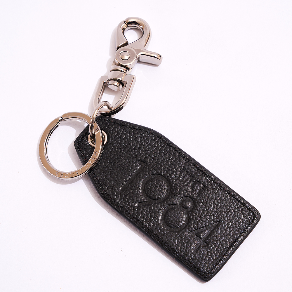 MARC JACOBS HOTEL KEY RING BOLD BLACK | YEAH!